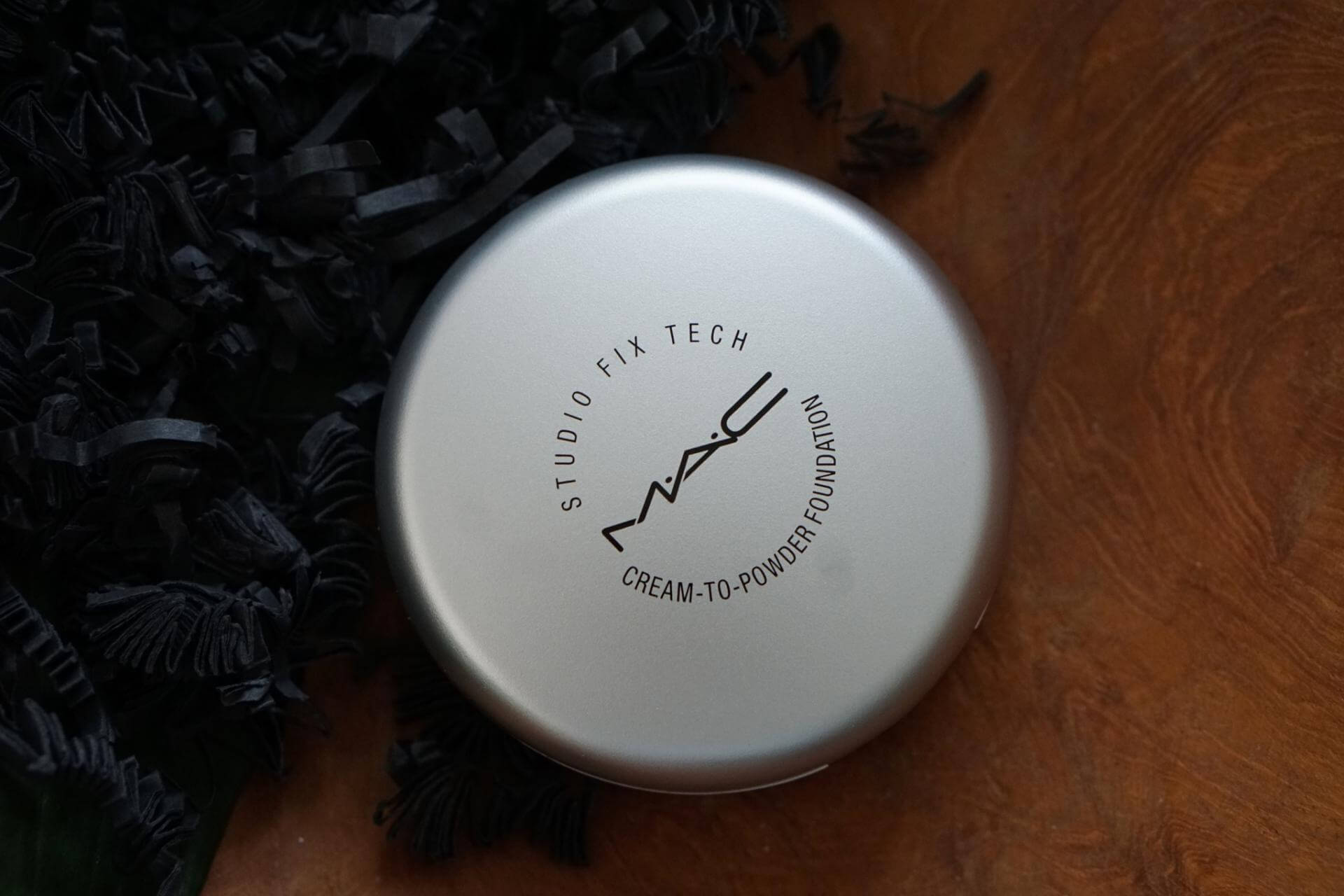 MAC Cosmetics | Vernieuwde foundation klassiekers - Zijtikt.nl | Beauty ...